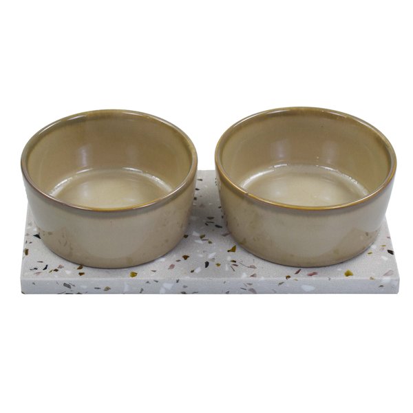 ELEMENTS HOUSEWARES : Lesser & Pavey
