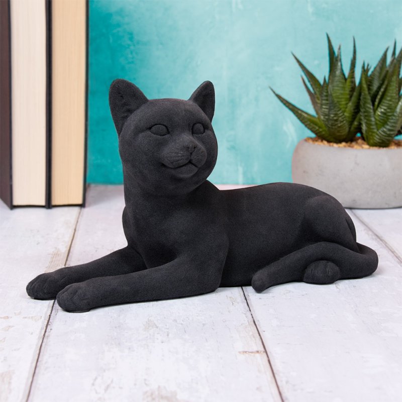 BLACK VELVET CAT : Lesser & Pavey
